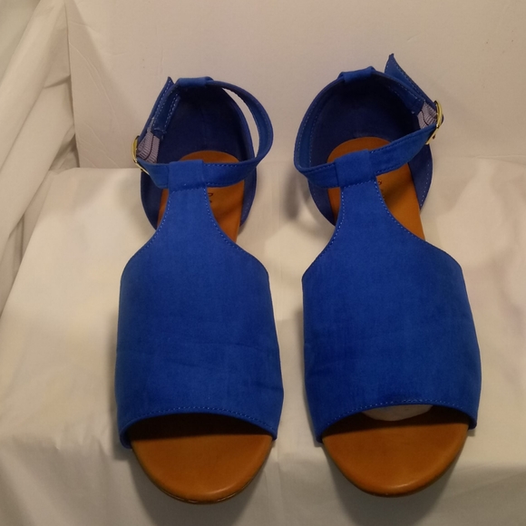 Rouge Helium | Shoes | Rouge Womens Open Toe Sandals | Poshmark